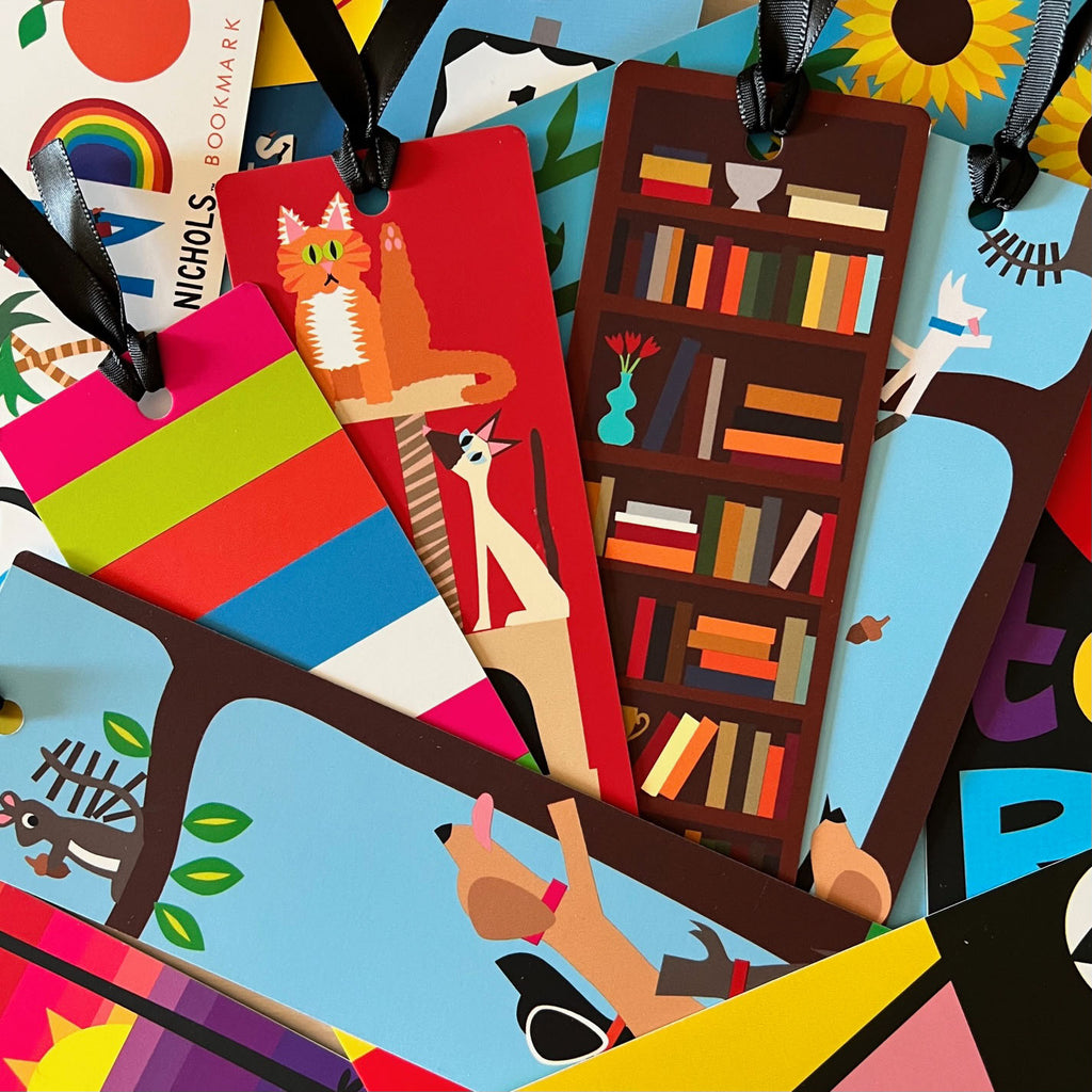 Bookcase Bookmark – R. Nichols